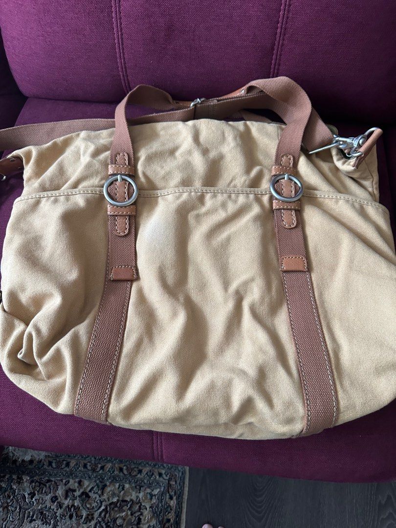 Original Fossil Weekender Travel Bag, Women's Fashion, Bags & Wallets ...