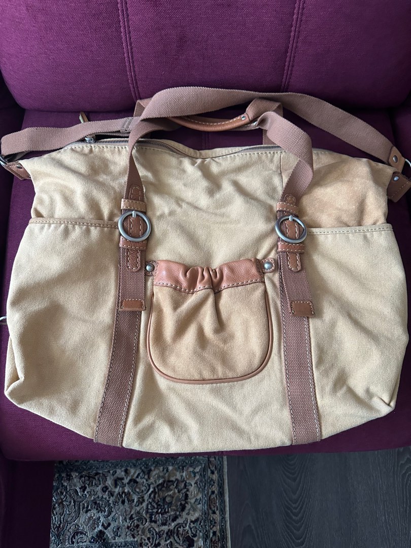 Original Fossil Weekender Travel Bag, Women's Fashion, Bags & Wallets ...