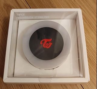 [PO, READ DESCRIPTION] (G)I-DLE YUQI SOLO FREAK CAFE POP UP OFFICIAL MD ...