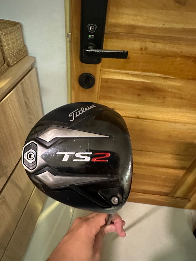 Titleist ts2 driver, Sports Equipment, Sports & Games, Golf on Carousell