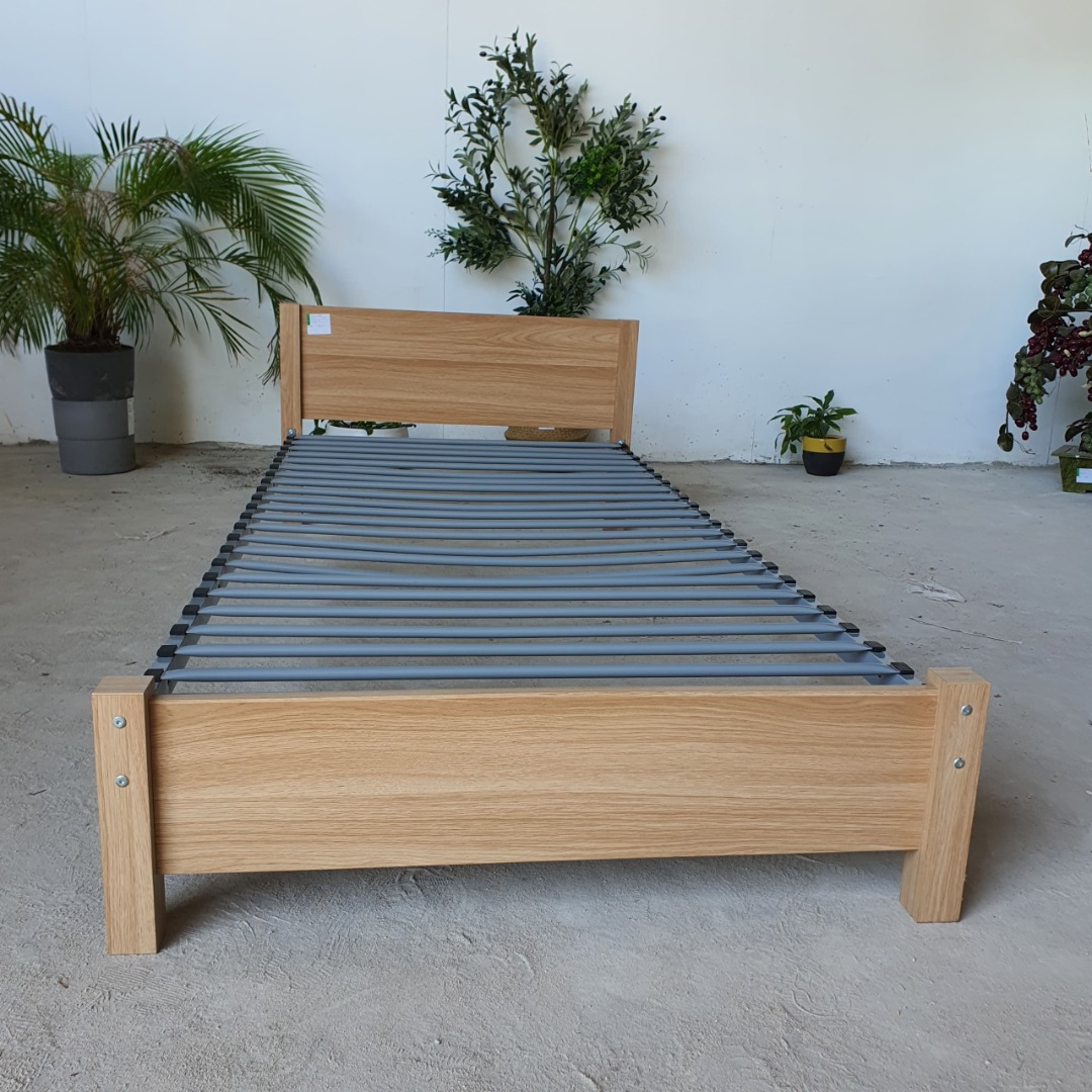 Wooden Single Size Bed Frame / Rangka Katil Saiz Single Kayu, Furniture ...