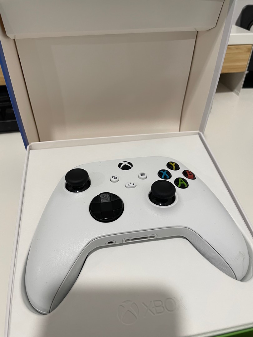 XBOX Series Controller (White), Video Gaming, Gaming Accessories ...