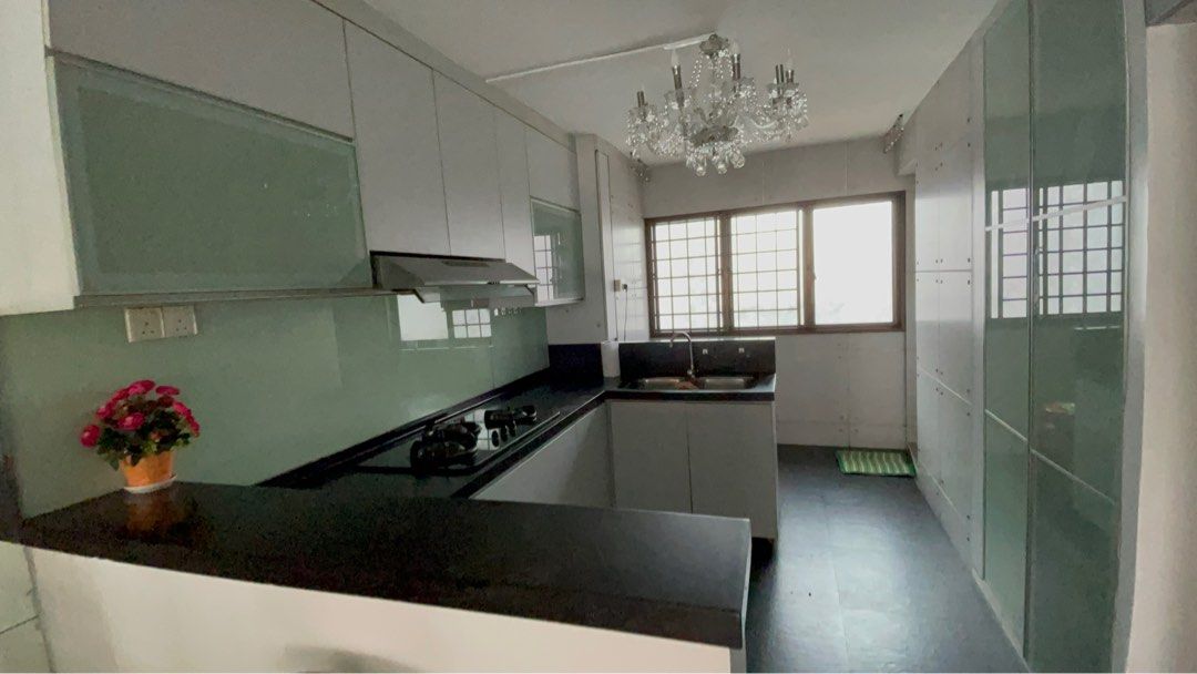 4Rm hdb Corner spacious Unit on Sales nor to be missed, Property, For ...