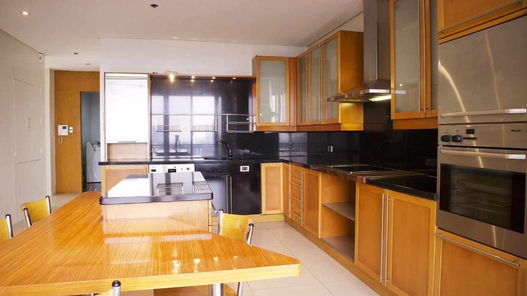 𝐅𝐎𝐑 𝐒𝐀𝐋𝐄: Essensa Lawton Tower - 3 Bedroom unit, 280 Sqm., 2 Parking ...