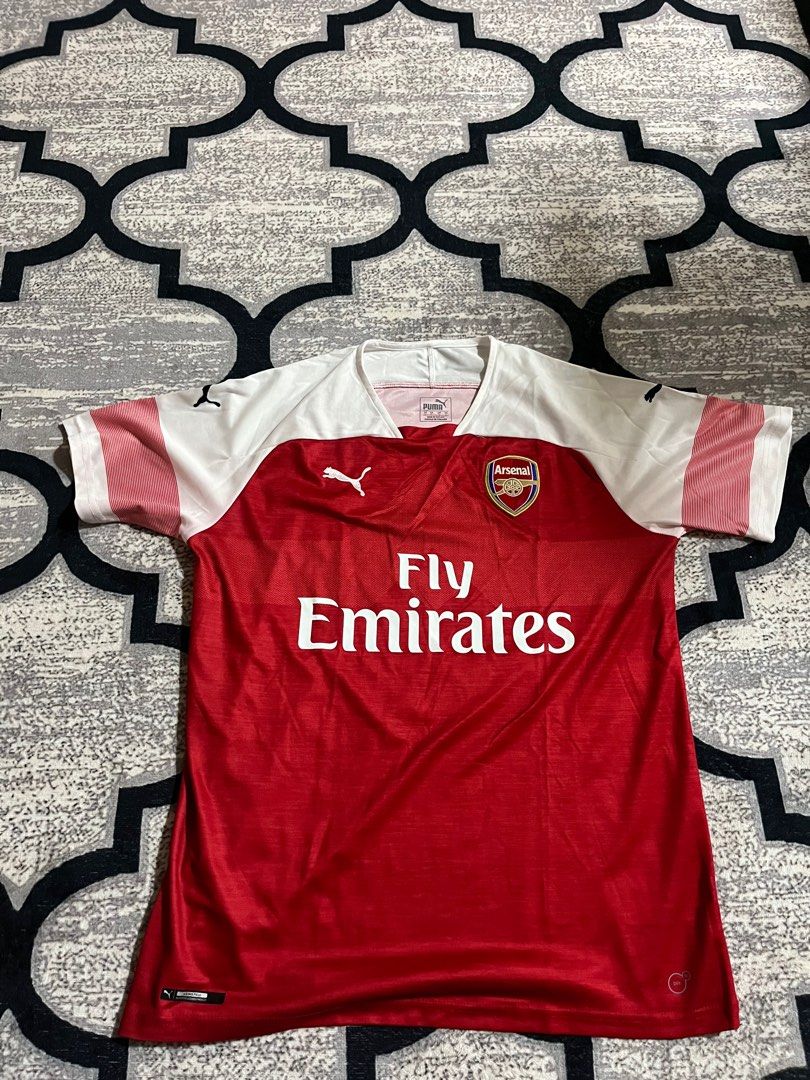 Arsenal fc home kit 2018-19, Men's Fashion, Activewear on Carousell