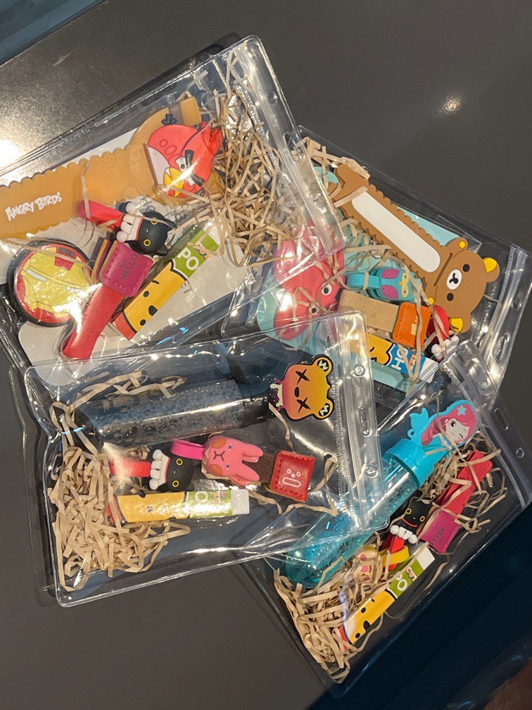 Assorted Party Gift Set (price stated is per set), Hobbies & Toys ...