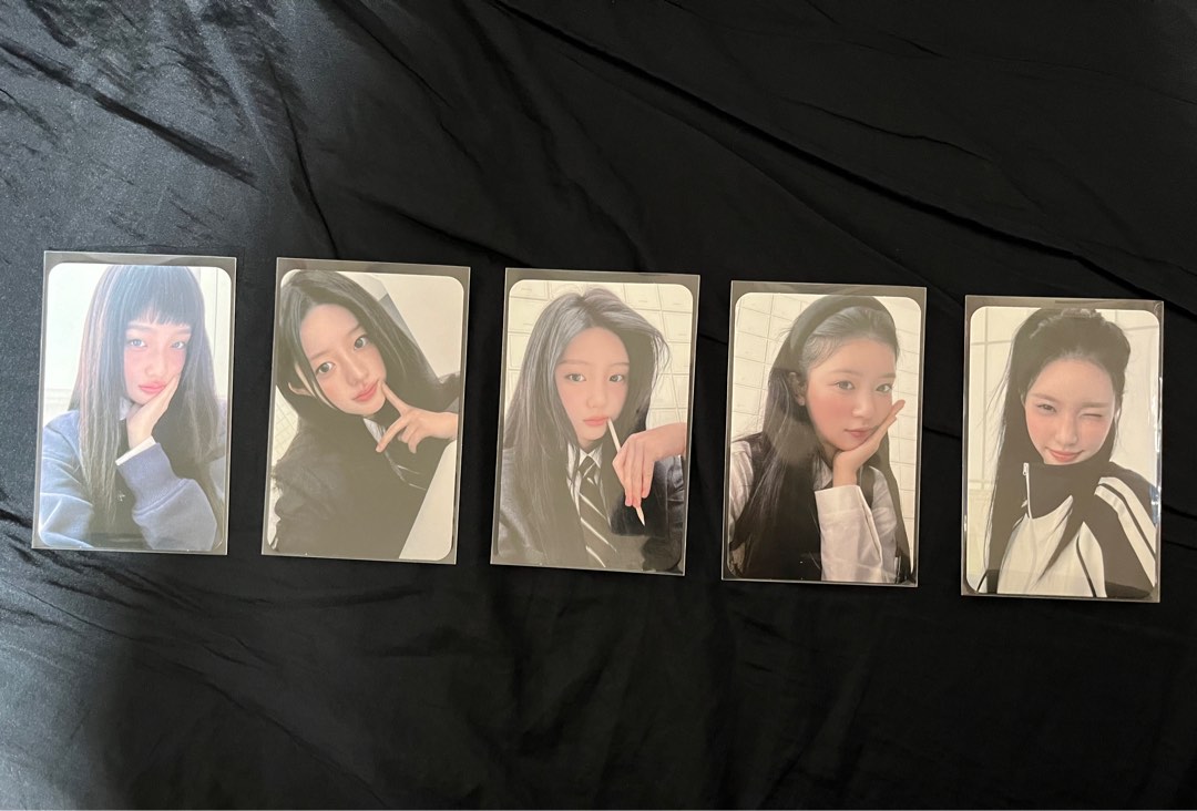 illit SW M2特典小卡, 興趣及遊戲, 收藏品及紀念品, 韓流 - Carousell