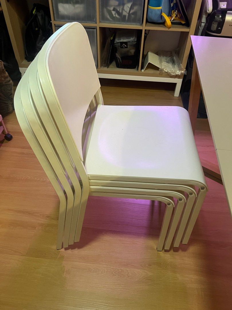 Extendable dining table 6-8 pax, Furniture & Home Living, Furniture ...