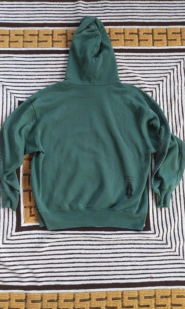 GU X DEMON SLAYER, Men's Fashion, Tops & Sets, Hoodies on Carousell