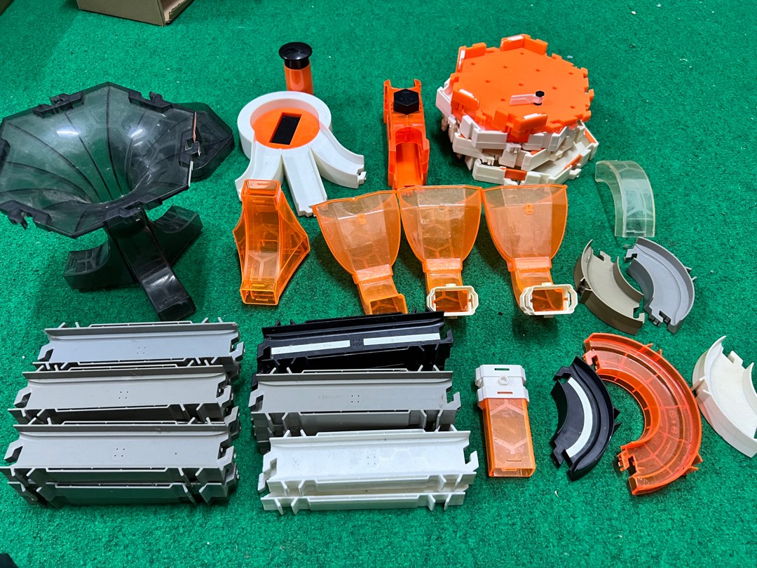 HexBug Track Spare Parts, Hobbies & Toys, Toys & Games on Carousell