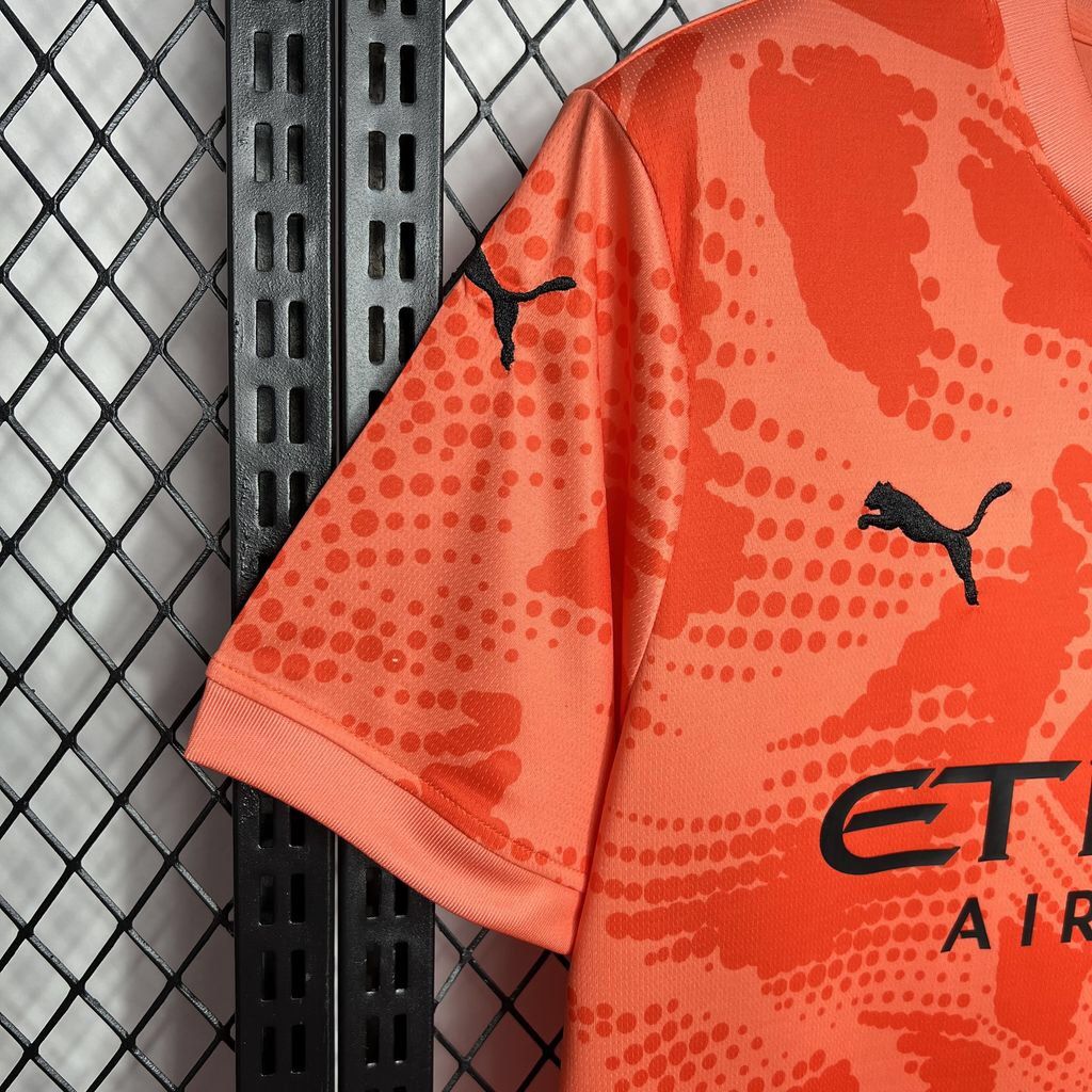 Manchester City Orange Kit 2024/25, Men's Fashion, Activewear on Carousell