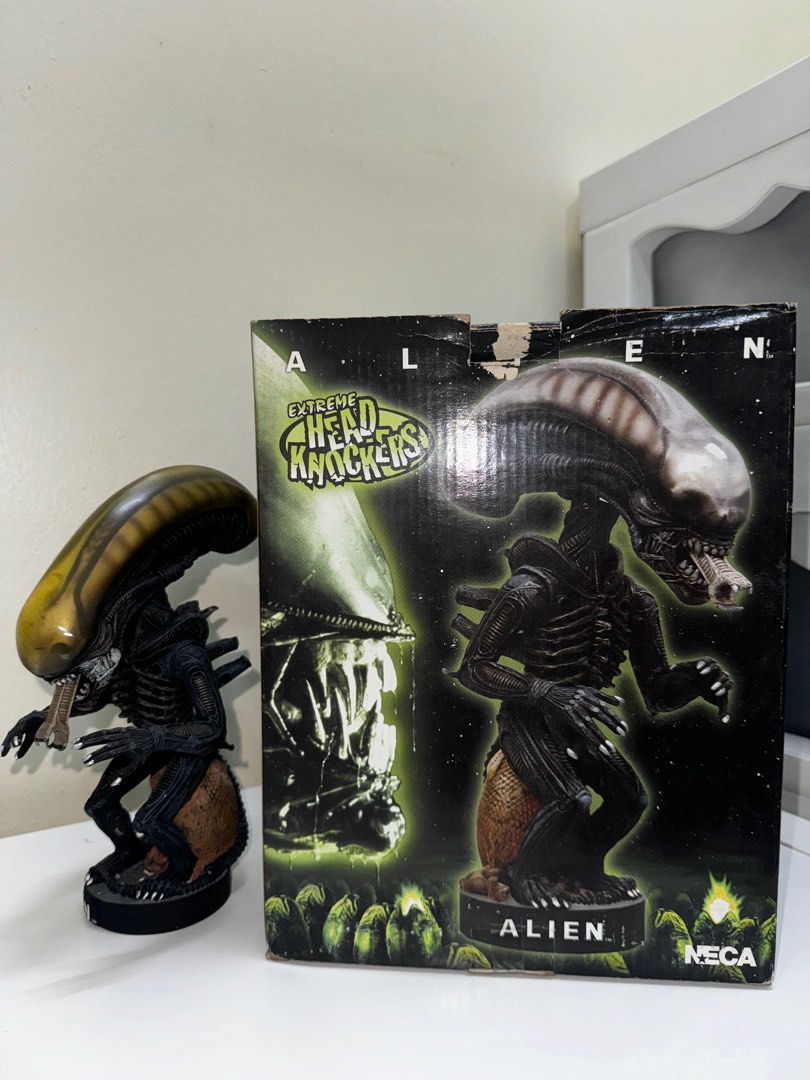 Neca extreme head knockers alien, Hobbies & Toys, Toys & Games on Carousell