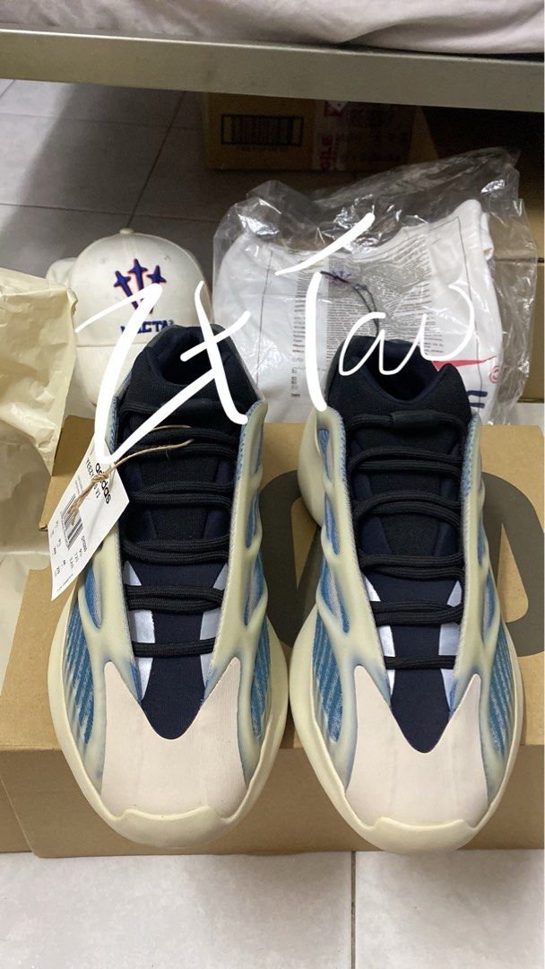(ORI want to clear stocks) Yeezy Slides , Yeezy 700 , Air Jordan , Nike ...