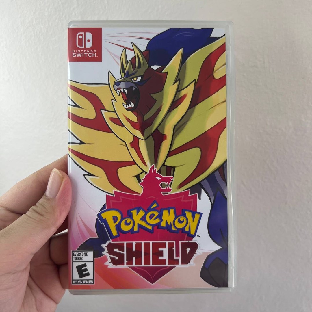 Pokemon Shield Used Nintendo Switch Game, Video Gaming, Video Games ...