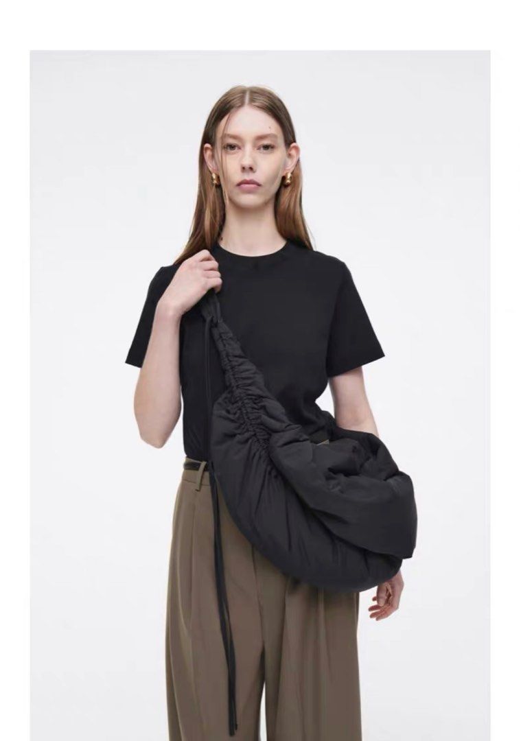 *Pre-Order* COS Croissant Shoulder Bag, Women's Fashion, Bags & Wallets ...