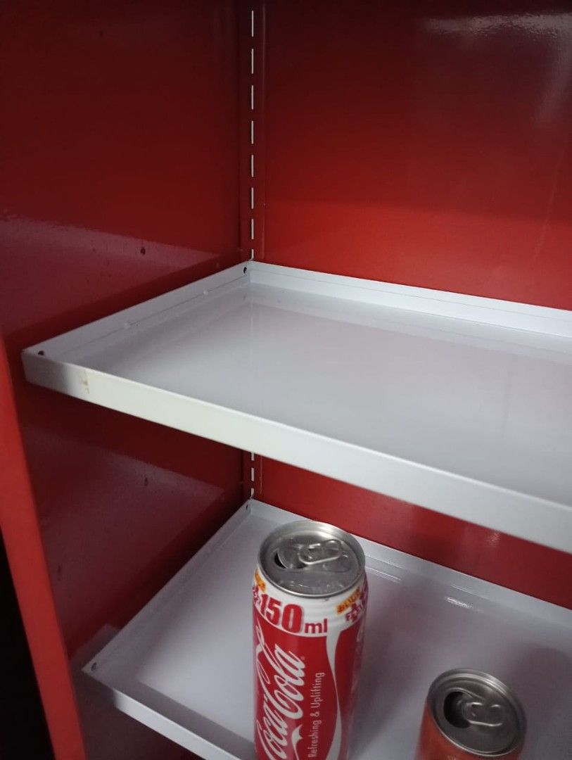 Rak Besi Coca Cola - 2 Roda belakang, Everything Else, Others on Carousell