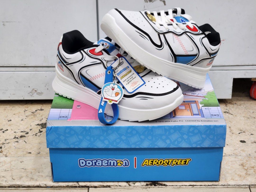 sepatu ortuseight doraemon
