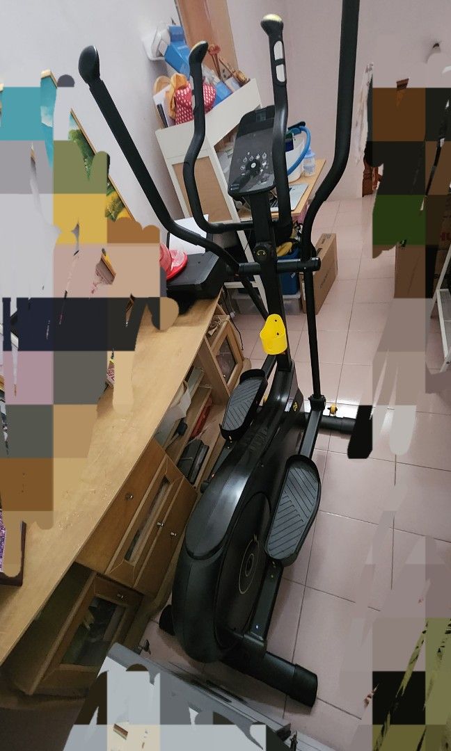 Walking excersize machine, Sports Equipment, Exercise & Fitness, Cardio ...