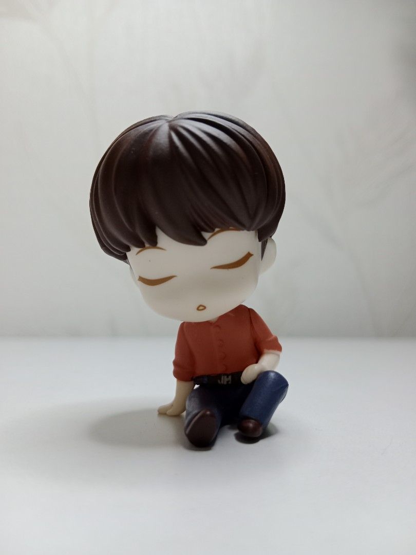 WTS J-HOPE TinyTAN Dynamite Ver. Sleeping Gacha, Hobbies & Toys, Collectibles & Memorabilia, K ...