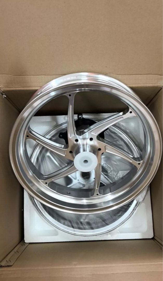 XMAX V1/V2 Rim, Motorcycles, Motorcycle Accessories on Carousell