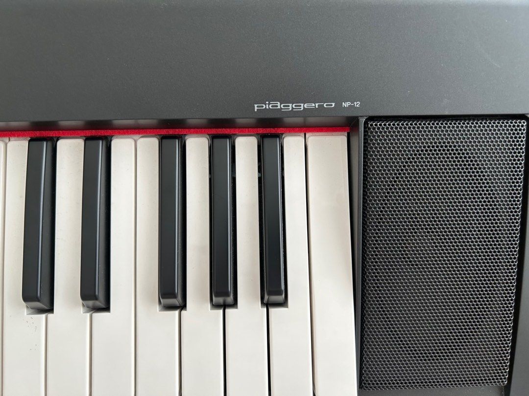 YAMAHA NP-12 Piaggero keyboard, Hobbies & Toys, Music & Media, Musical ...