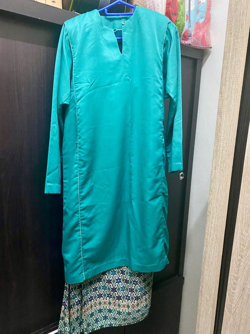 Baju Kurung cantik 01 (ada sponge bahu dan jahitan cantik) , ukuran ...