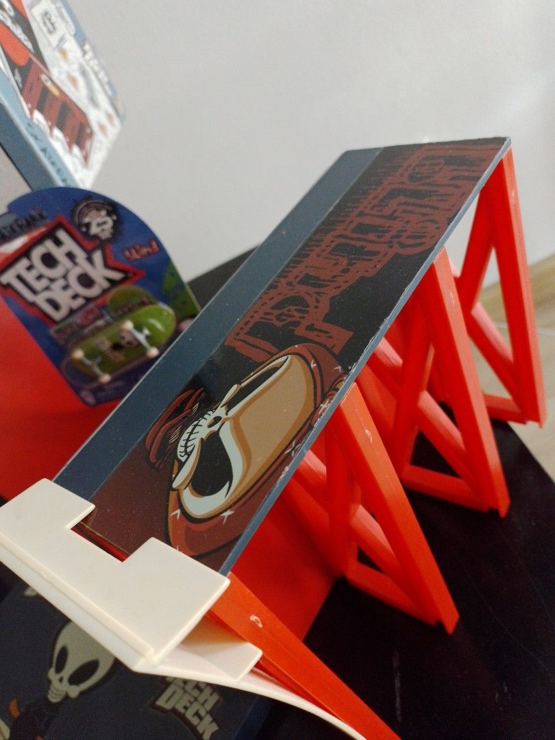 BLIND SKATE PARK + FINGERBOARD SET, Hobbies & Toys, Toys & Games on ...