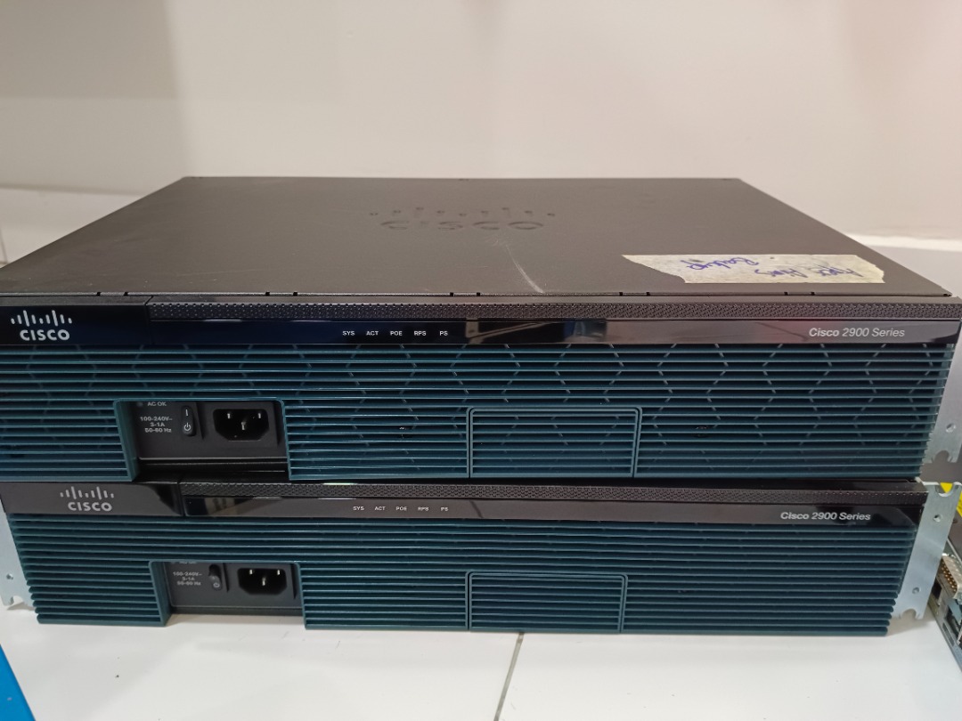 Cisco Router 2900 / 1900, Computers & Tech, Office & Business ...