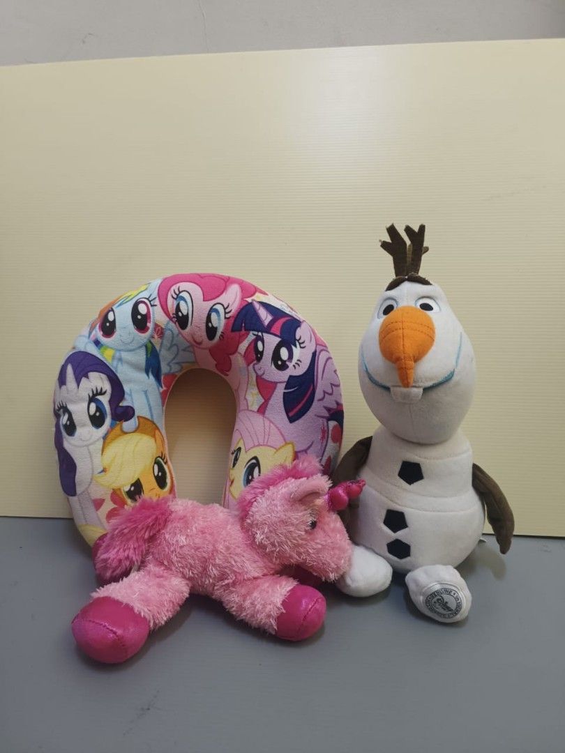 Combo Hasbro My Little Pony neck pillow , Disney Olaf and Aurora pink ...