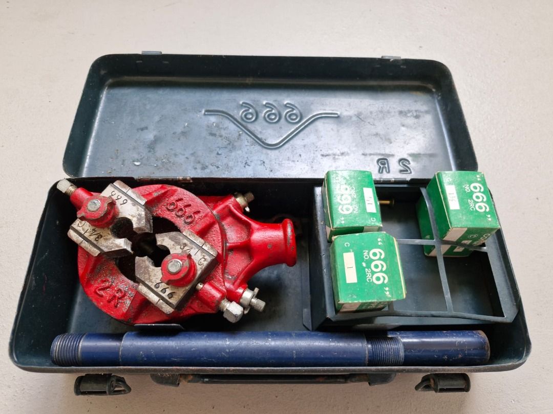 Conduit Die Set (3/4"-1-1/2"), Furniture & Home Living, Home ...