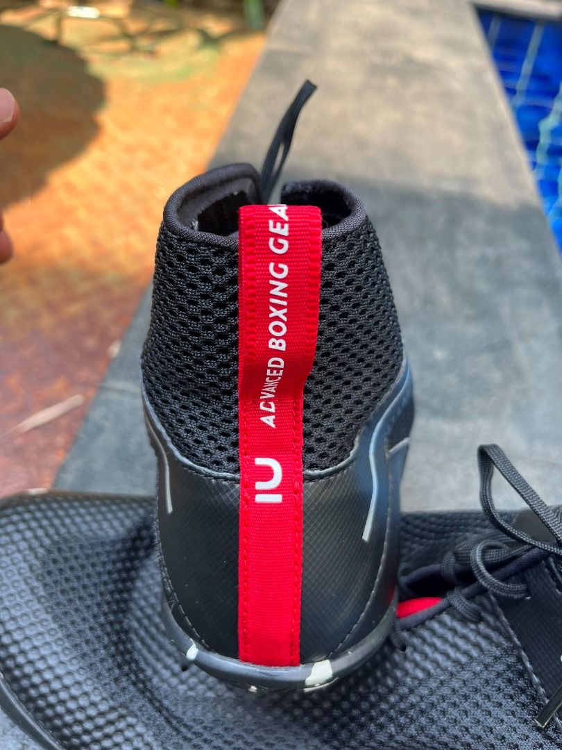 DECATHLON Outshock Boxing Shoes, Olah Raga, Baju Olahraga di Carousell