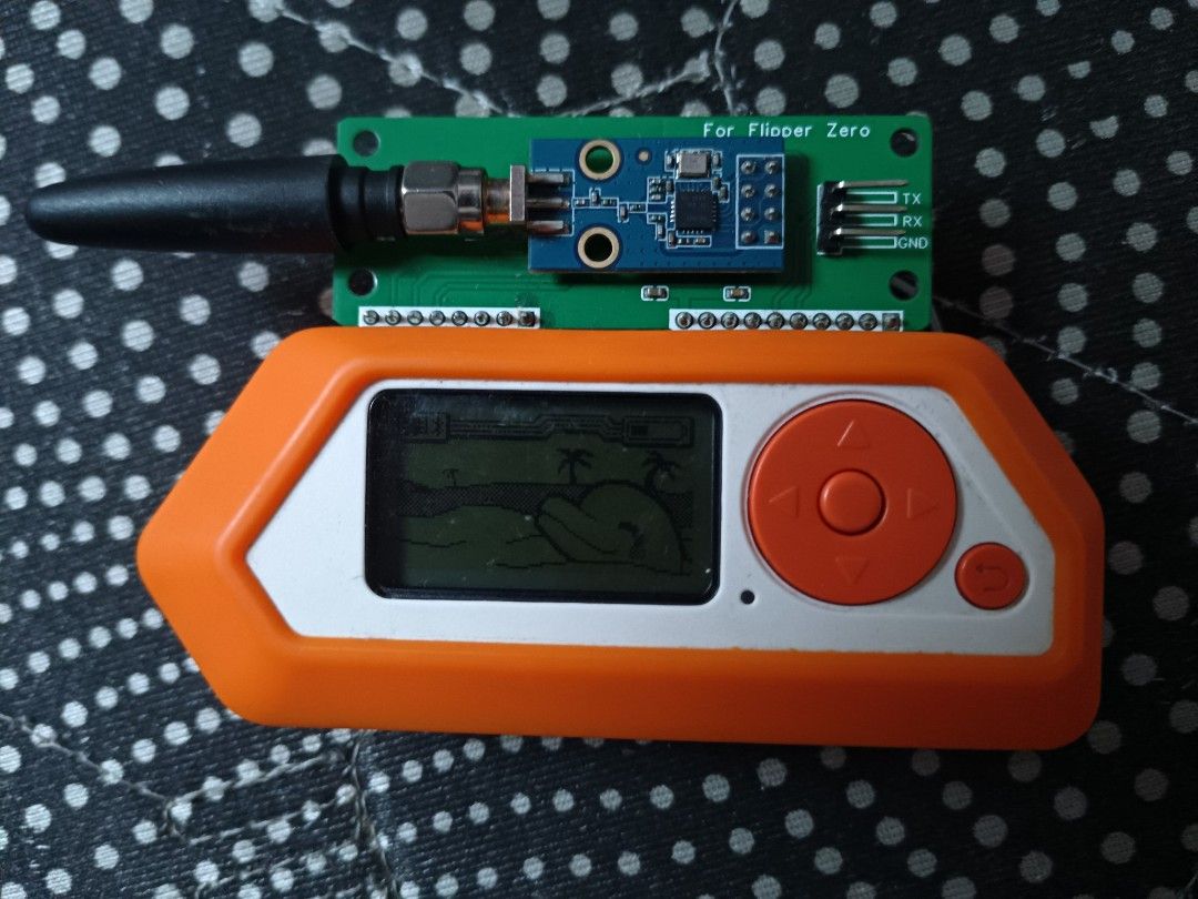 Flipper Zero Original ( Custom firmware with unlocked region ...