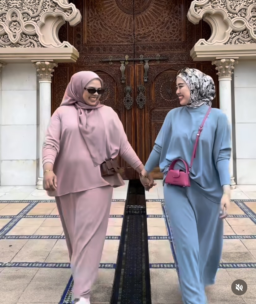 Flowyree Set by DJCK, Women's Fashion, Muslimah Fashion, Baju Kurung & sets on Carousell