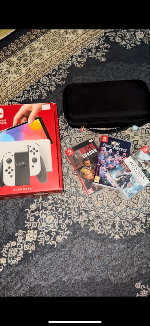 Full set Nintendo Switch Oled, Video Gaming, Video Game Consoles ...