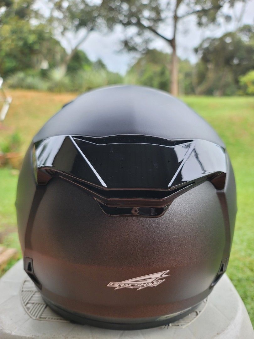 Gracshaw Gennex G535 Helmet, Motorbikes on Carousell