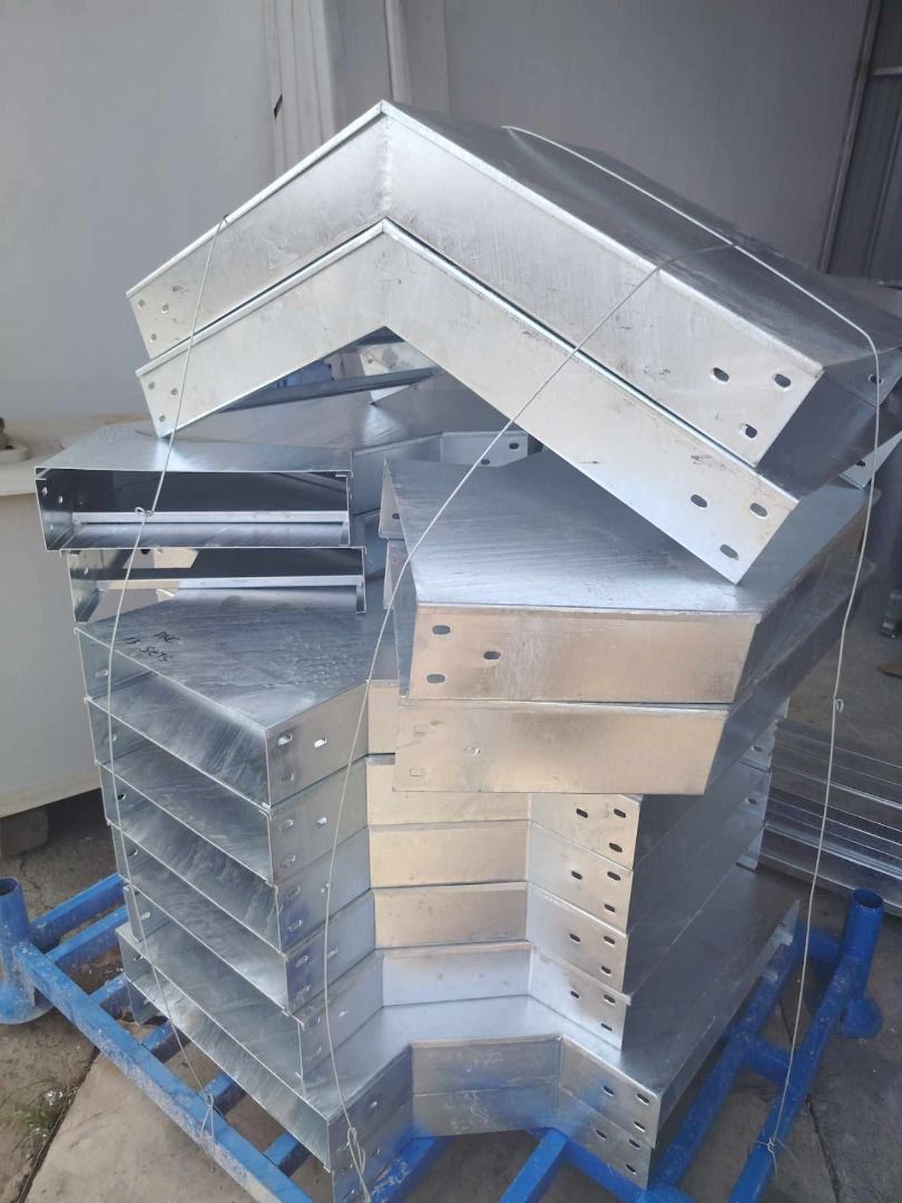 HDG CABLE LADDER , ELBOW AND PULL BOXES, Commercial & Industrial ...