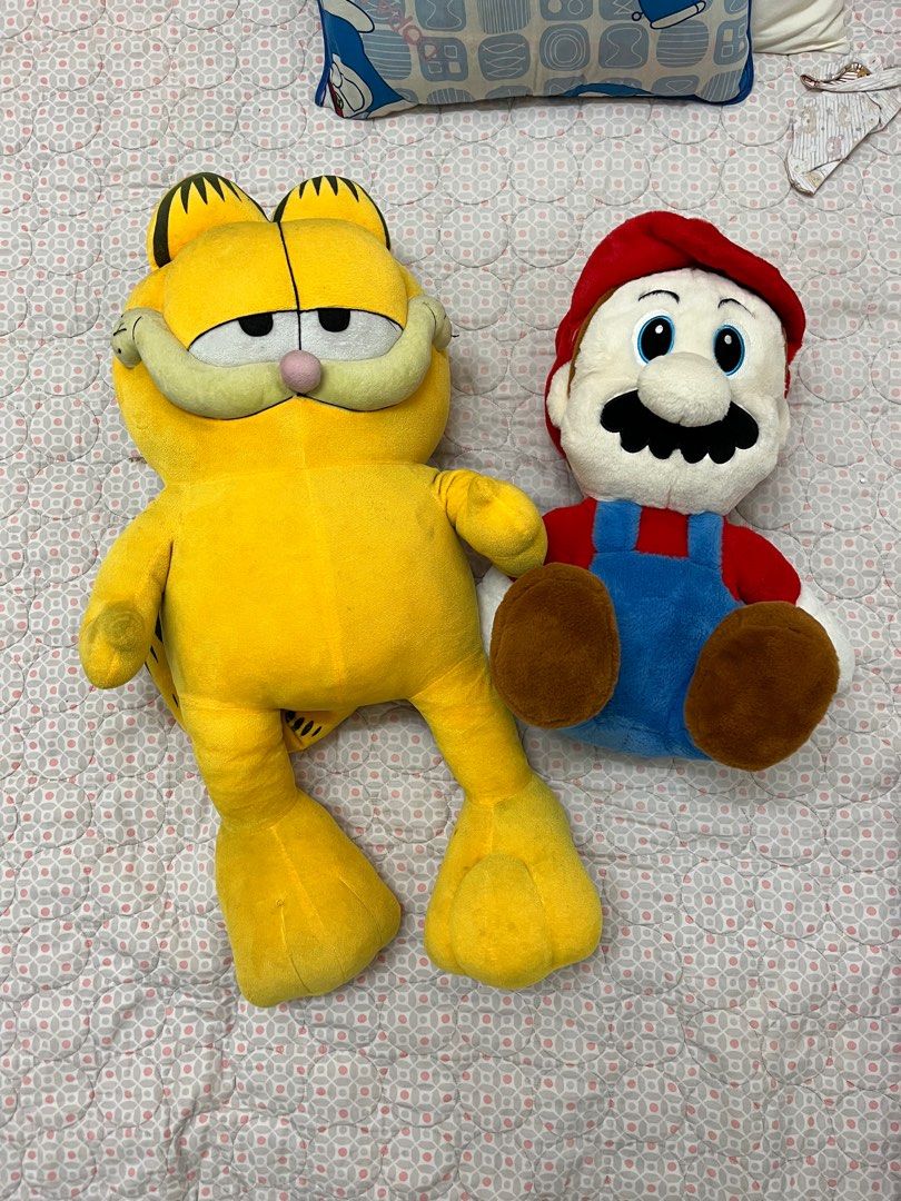 Mario Garfields patung Besar Big Size Soft Toys, Hobbies & Toys, Toys ...
