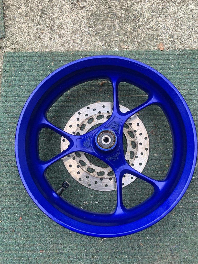 mugs stock nmax v2, Motorbikes, Motorbike Parts & Accessories, Tires ...