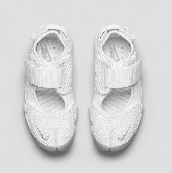 Nike Air Rift split-toe, Women's Fashion, Footwear, Shoe inserts on ...