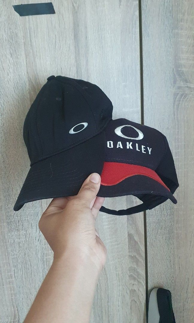 Oakley Cap Combo, Men's Fashion, Watches & Accessories, Cap & Hats on ...