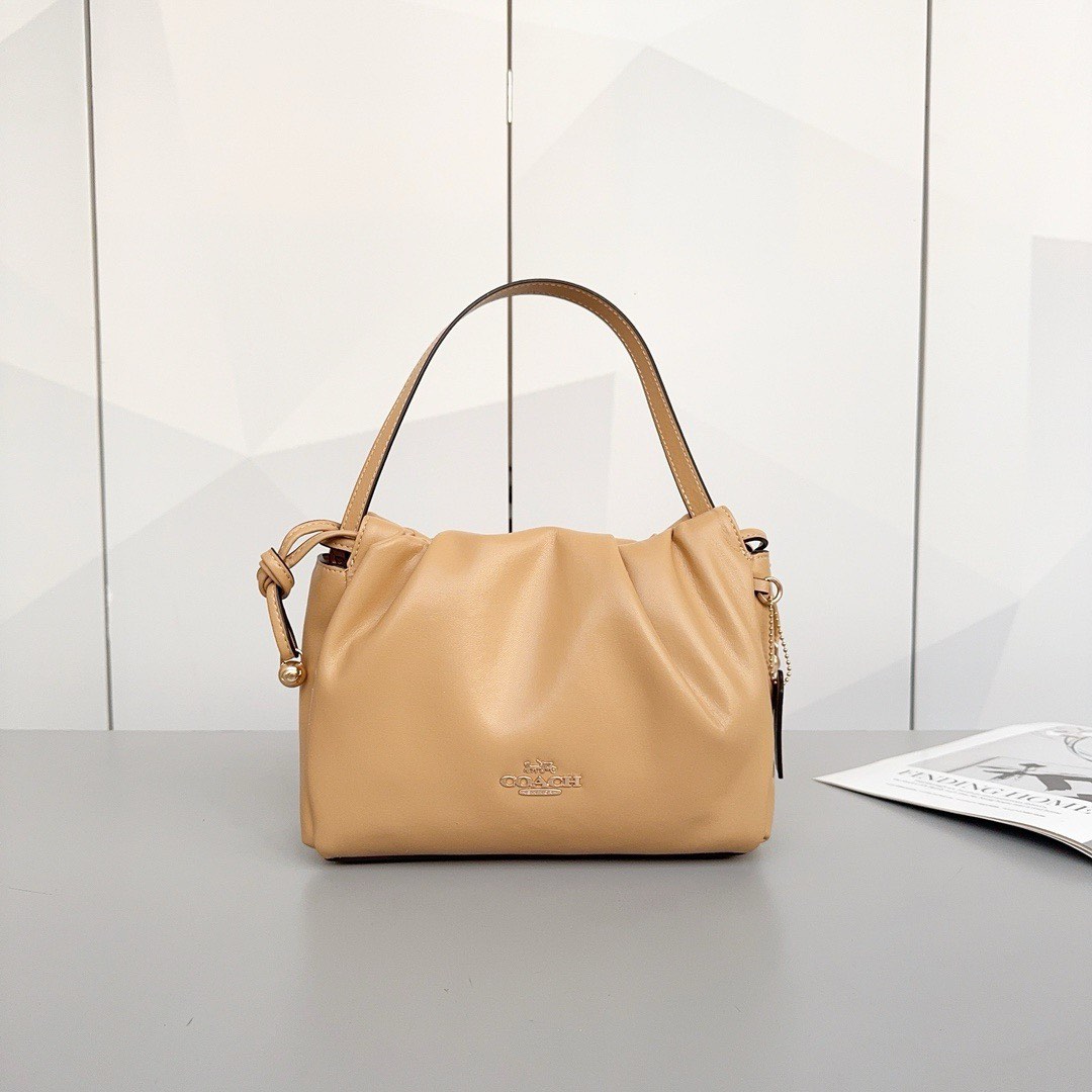 Original coach CT763 Faye shoulder bag handbag, Luxury, Bags & Wallets ...