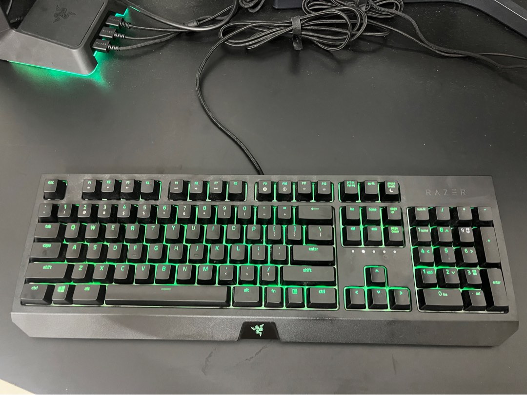 Razer Blackwidow Mechanical Gaming Keyboard with Razer Green Mechanical ...