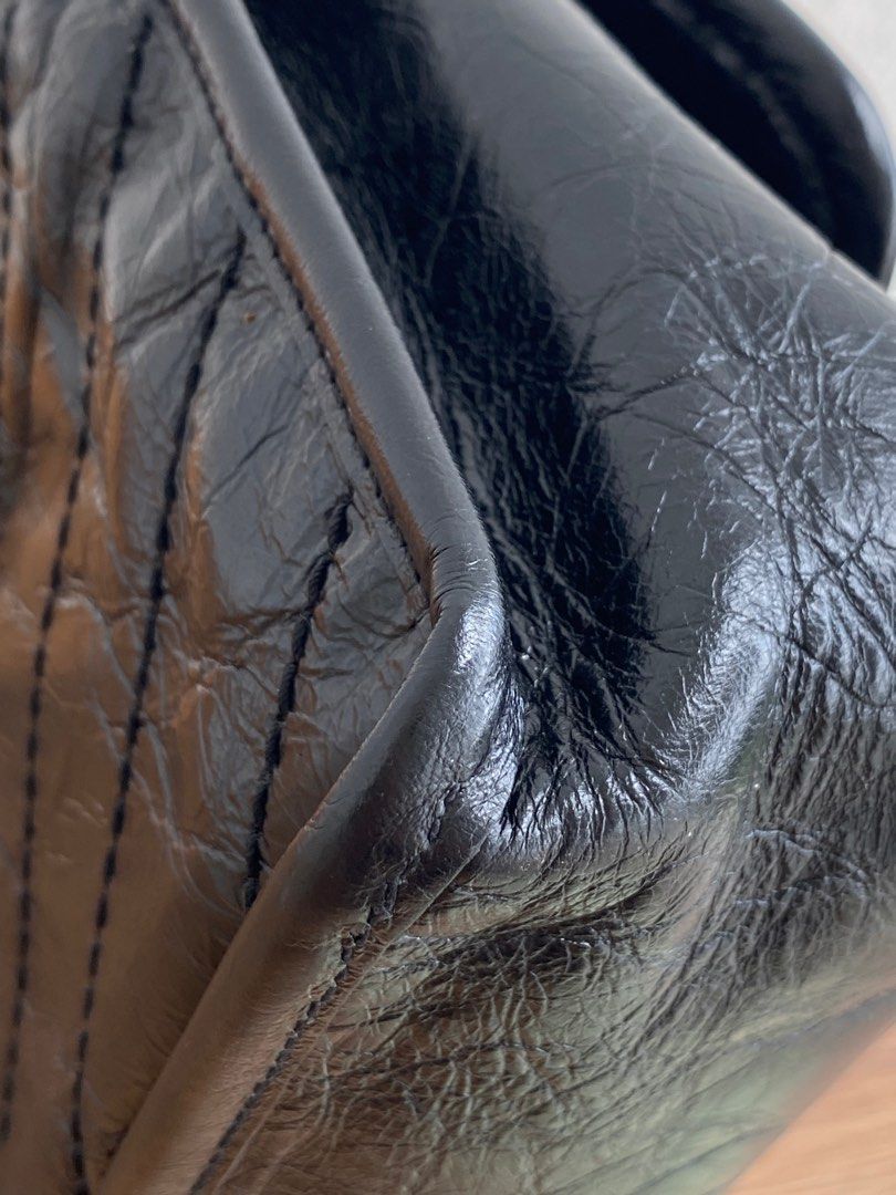 Ready Stock YSL Niki Small size RM7800, Luxury, Bags & Wallets on Carousell