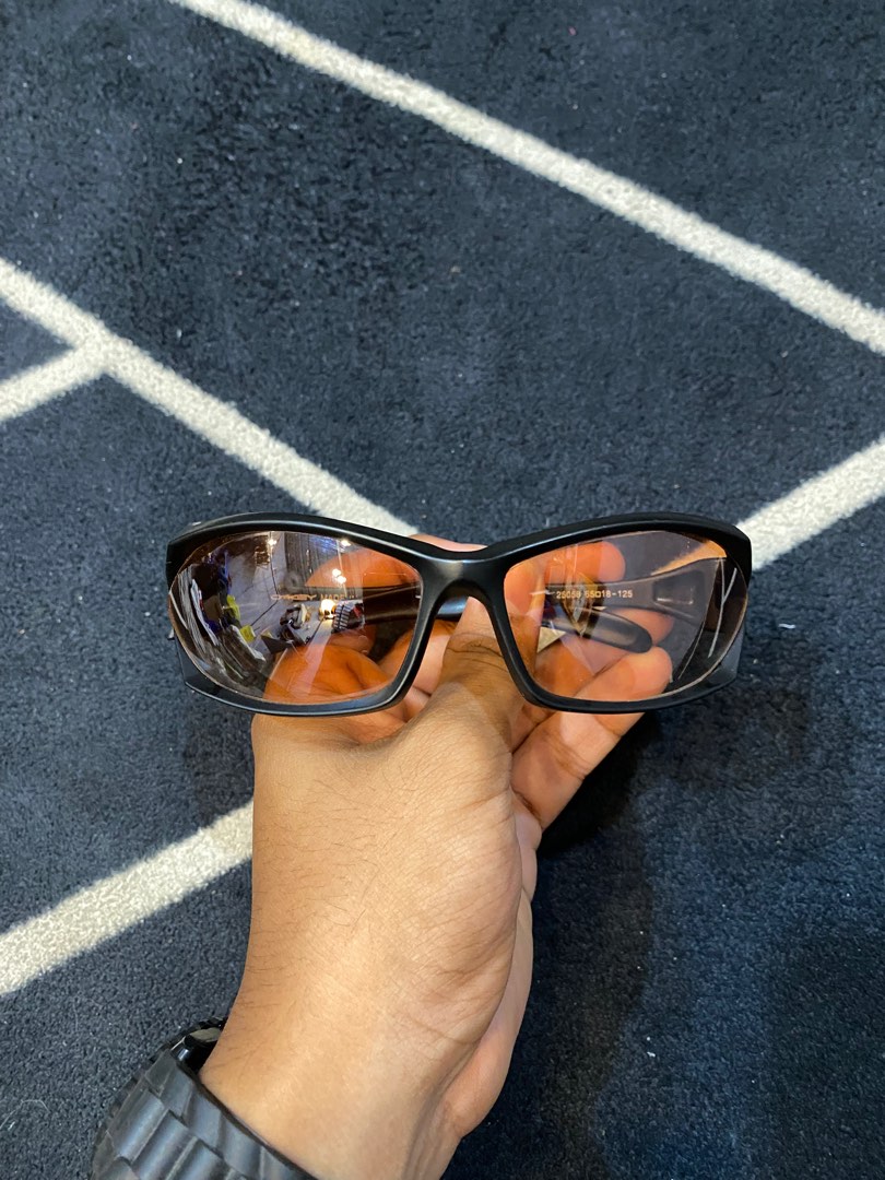 Spec Oakley Vintage Bootleg, Men's Fashion, Watches & Accessories ...