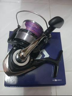 Spinning Reel Expert Graphite, Sports Equipment, Fishing on Carousell