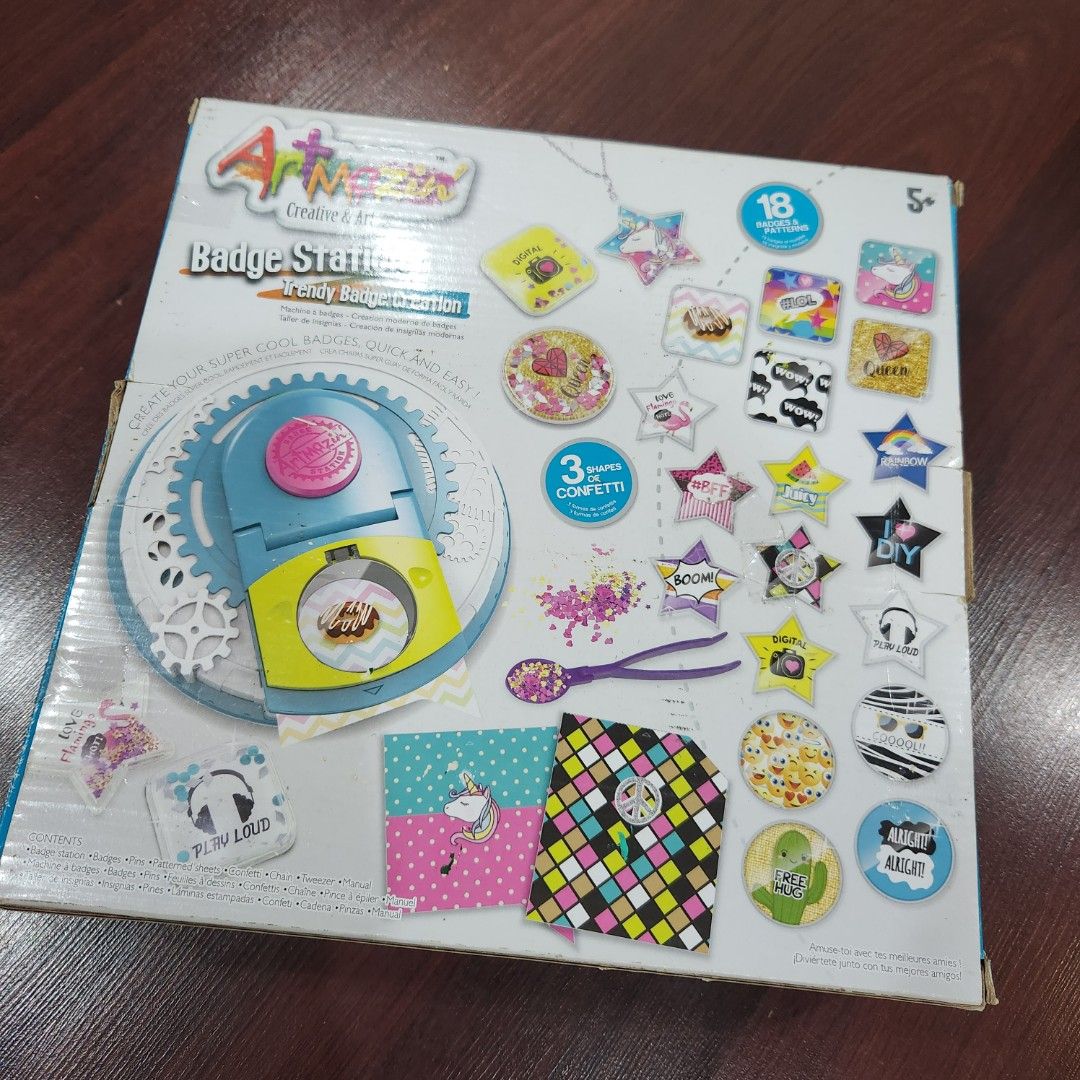 Artmazin Badge Station (DIY badge making), Hobbies & Toys, Stationery ...