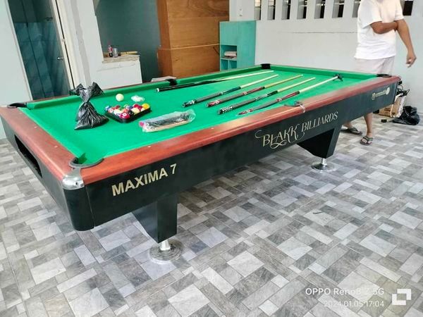 BLAKK BILLIARDS MAXIMA 7 inspired STANDARD SIZE BILLIARD TABLE with ...