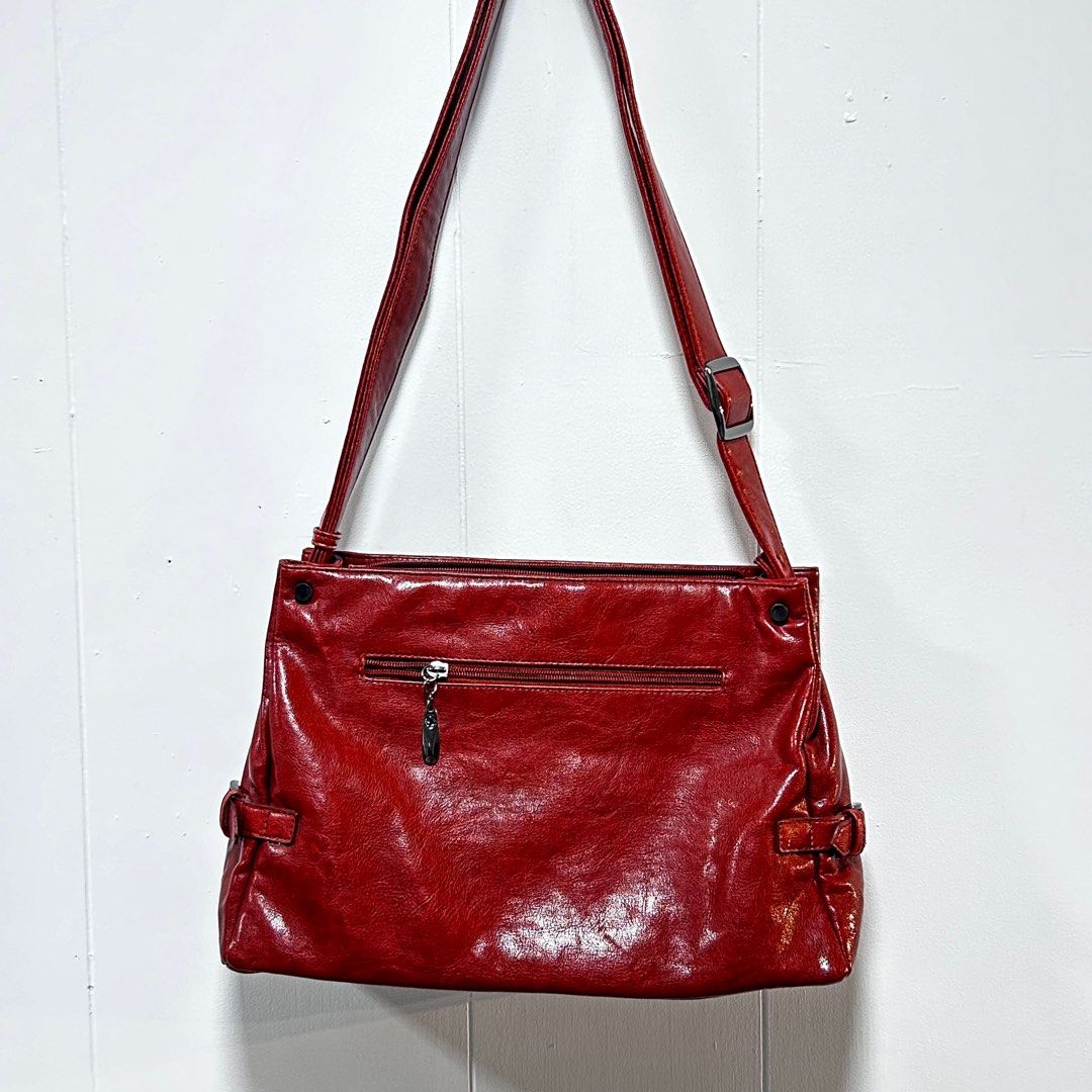 Brick Red Messenger Bag, Women's Fashion, Bags & Wallets, Cross-body ...