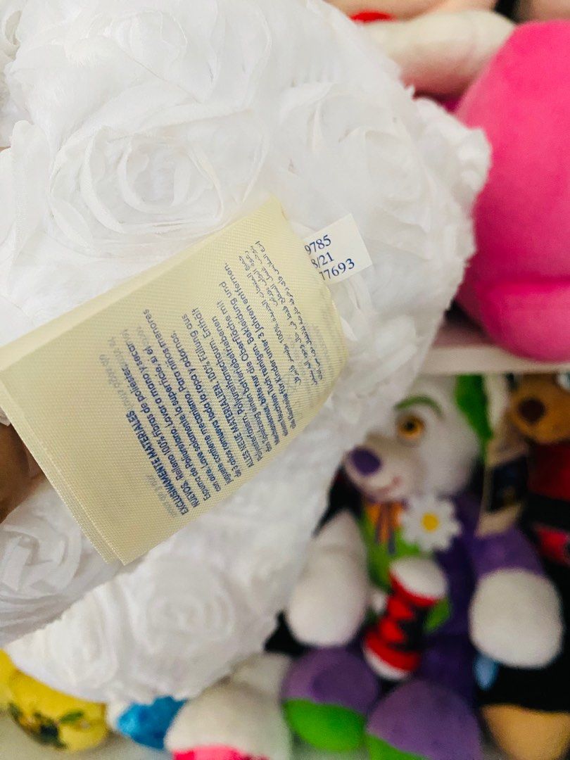 Build A Bear Roses White, Everything Else, Others on Carousell