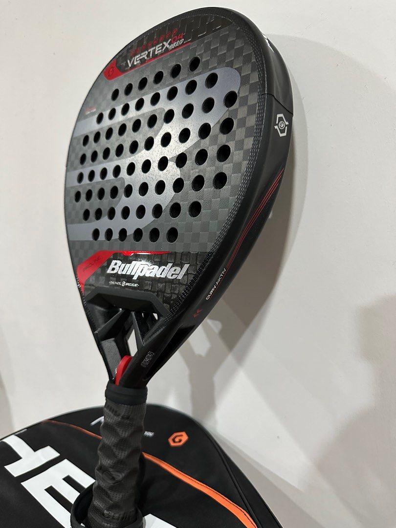 BULLPADEL VERTEX 04 HYBRID 2024 (BRAND NEW), Sports Equipment, Sports ...
